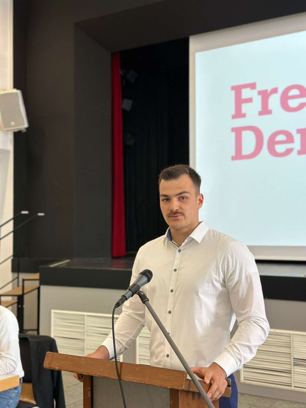 FDP stellt Alexander Keller für die Bundestagswahl 2025 auf | FDP ...